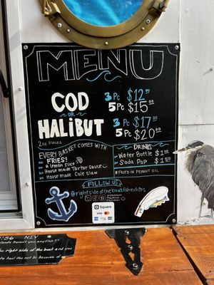 RIGHT SIDE OF THE BOAT FISH AND CHIPS - Updated October 2025 - 31 Photos & 31 Reviews - 1524 N ...