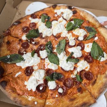 CASANO’S PIZZA PARLOR - Updated July 2025 - 74 Photos & 41 Reviews - 8 ...