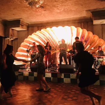 LOU LOUS JUNGLE ROOM AND SUPPER CLUB - Updated December 2024 - 154 ...