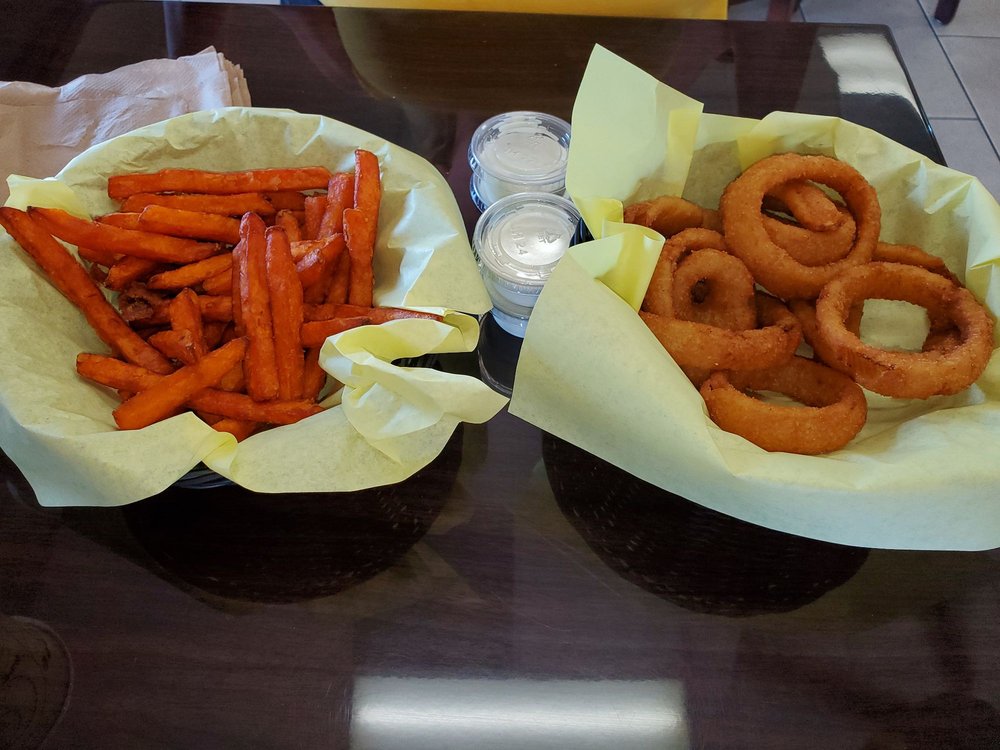 SUBBIES SUBS & MORE - 99 Photos & 149 Reviews - 2150 Minnewawa Ave ...