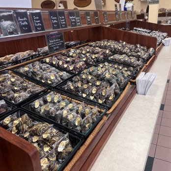 CLASEN’S EUROPEAN BAKERY - Updated January 2026 - 95 Photos & 67 ...