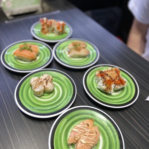 KURA REVOLVING SUSHI BAR - 1085 Photos & 418 Reviews - 266 116th Ave NE ...