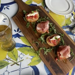 IL LAGO TRATTORIA - Updated July 2024 - 347 Photos & 94 Reviews - 2475 ...