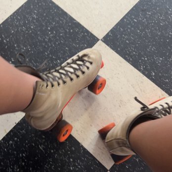 ROUND-A-BOUT SKATING CENTERS - Updated December 2025 - 13 Photos & 12 ...