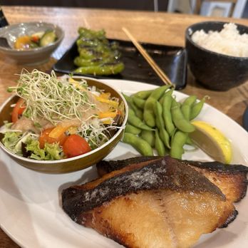 MOA KITCHEN - Updated July 2024 - 492 Photos & 341 Reviews - 651298 ...