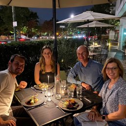 PERRY ST - Updated December 2025 - 1732 Photos & 1028 Reviews - 176 ...