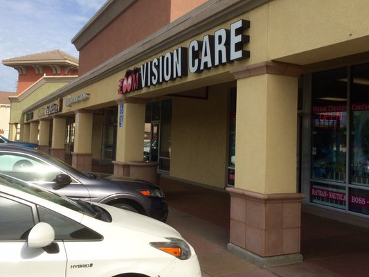 ZOOM VISION CARE - Updated January 2026 - 17 Photos & 46 Reviews - 138 ...