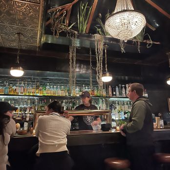 THE GARRET - Updated August 2025 - 306 Photos & 335 Reviews - 296 ...