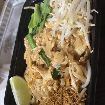 SUREE THAI - Updated April 2025 - 49 Photos & 52 Reviews - 2509 S Broadway, Santa Ana ...