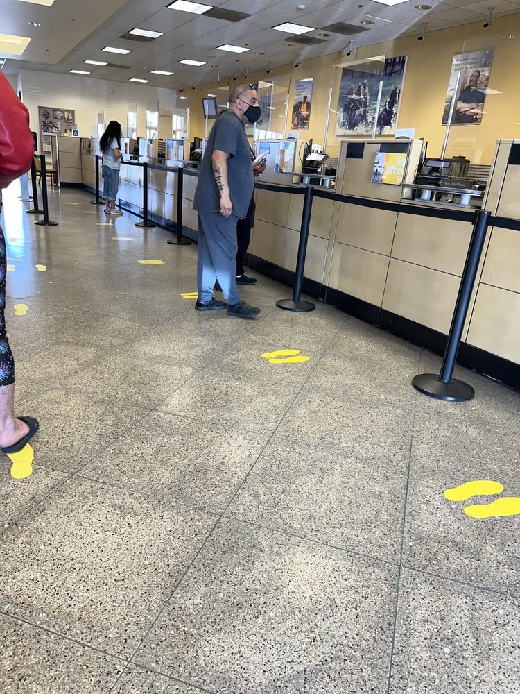 WELLS FARGO BANK - Updated October 2025 - 31 Reviews - 3456 Mchenry Ave ...