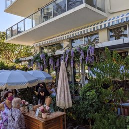 LITTLE HEN - Updated May 2025 - 2807 Photos & 1115 Reviews - 3451 NE ...