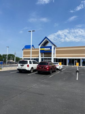 CARMAX - Updated January 2026 - 27 Photos & 72 Reviews - 5601 Urbana ...