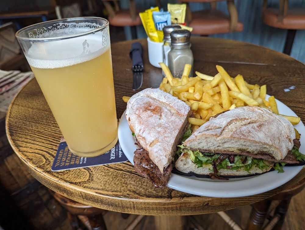 THE AULD HOOSE - Updated June 2025 - 82 Photos & 64 Reviews - 23-25 St ...