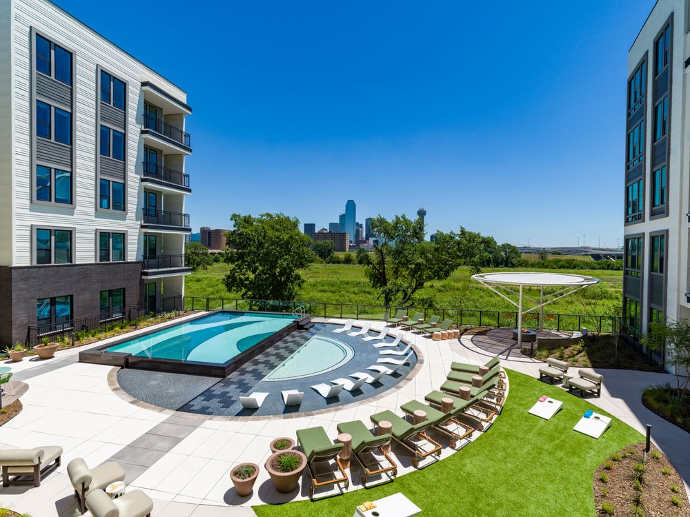 MODERA TRINITY - Updated September 2025 - 84 Photos - 2350 N Beckley ...