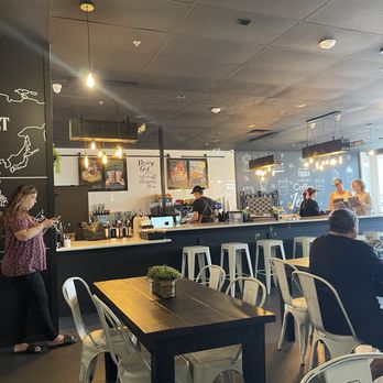 VANESSA’S COFFEE SHOP - Updated June 2024 - 33 Photos - 1331 E Osceola ...