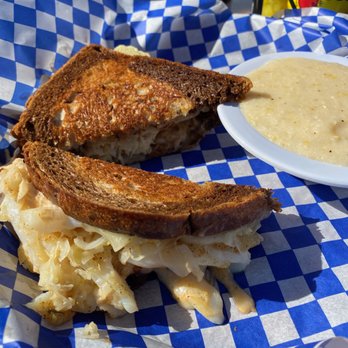 HALF SHELL DOCKSIDE - Updated July 2024 - 227 Photos & 197 Reviews ...