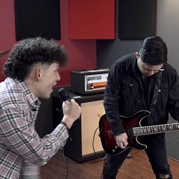 SNAGGLETOOTH STUDIOS - Updated November 2025 - 21 Photos & 41 Reviews ...