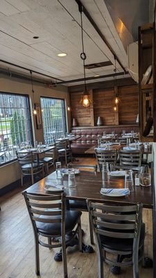 REPUBLIC GASTROPUB - Updated July 2025 - 534 Photos & 460 Reviews - 39 ...