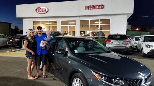MERCED KIA - Updated December 2025 - 62 Photos & 74 Reviews - 1575 W ...