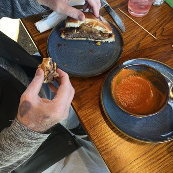 THE ALIBI PUB AND GRILL - Updated December 2025 - 49 Photos & 37 ...