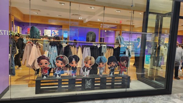 BTS POP-UP SPACE OF BTS - Updated April 2026 - 32 Photos - 20 Hudson ...