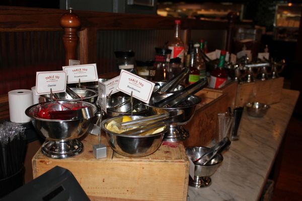 TABLE 100 - 360 Photos & 285 Reviews - American (New) - 100 Ridge Way ...