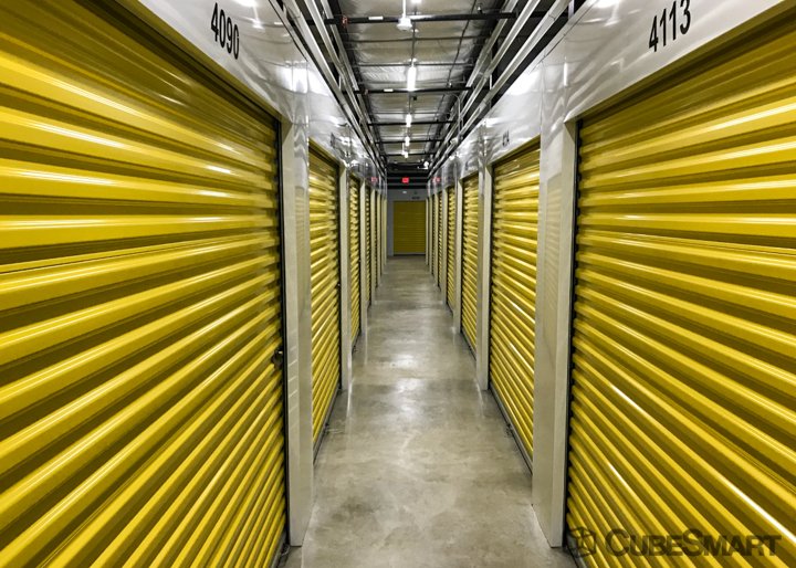 BEE SAFE STORAGE - Updated July 2025 - 510 S Ih 35 Frontage Rd, Round ...
