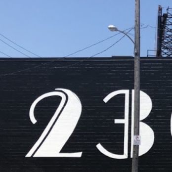 2300 - Updated October 2025 - 54 Photos & 28 Reviews - 2300 S Swanson ...