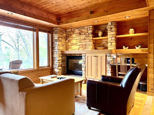 CANOE BAY - Updated 05/2025 - 94 Photos & 26 Reviews - W16065 Hogsback ...