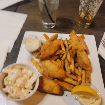 LANDMARK KITCHEN & BAR - Updated December 2025 - 83 Photos & 64 Reviews ...