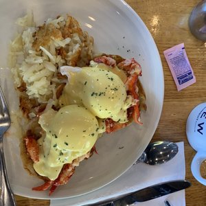 CREW OGUNQUIT - 113 Photos & 55 Reviews - 8 Shore Rd, Ogunquit, ME - Yelp