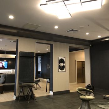 DOUBLETREE BY HILTON BOSTON LOGAN AIRPORT CHELSEA - Updated October ...