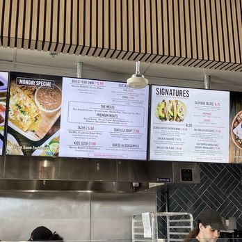 CHILOSO MEXICAN BISTRO - Updated December 2025 - 28 Photos & 20 Reviews ...