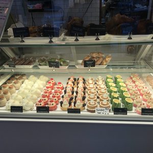 BIBBLE & SIP - 11000 Photos & 5584 Reviews - 253 W 51st St, New York ...