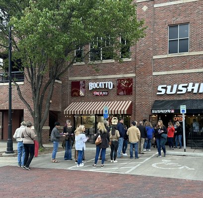 SUSHIYA - 57 Photos & 11 Reviews - 325 N Mead St, Wichita, Kansas ...