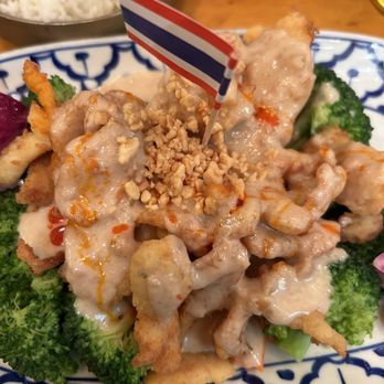 THE THONGLOR NEW YORK - Updated May 2024 - 431 Photos & 180 Reviews ...