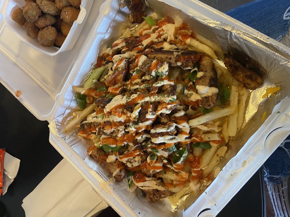 OFF THE HOOK SEAFOOD EATERY - Updated April 2025 - 295 Photos & 217 ...