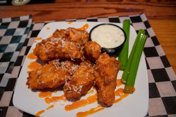 BROTHERS ON OAK - Updated November 2025 - 37 Reviews & 21 Photos - 412 ...