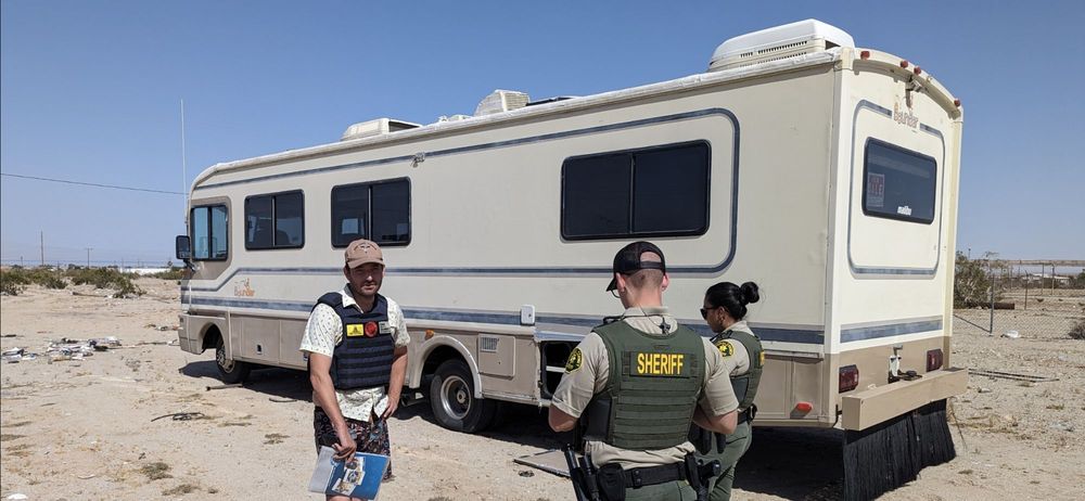 DESERT RV SERVICE & REPAIR - Updated December 2025 - 42 Photos & 38 ...