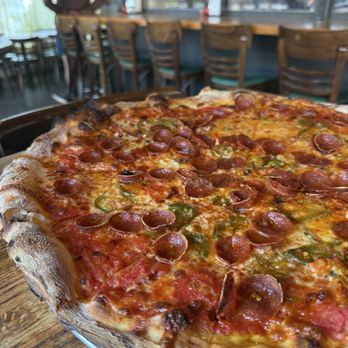 DIMO’S APIZZA - Updated August 2025 - 281 Photos & 232 Reviews - 701 E ...