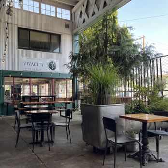 CALAPOOIA BREWING COMPANY - Updated July 2024 - 143 Photos & 240 ...