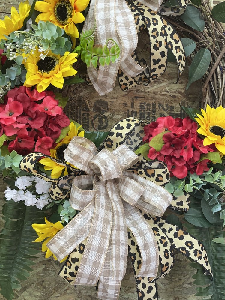 CRYSTALS COUNTRY HOME - 321 Fox Den Dr, Morehead, Kentucky - Floral ...