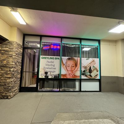 GREYLING SPA - Updated August 2025 - 27 Photos & 11 Reviews - 3206 Greyling Dr, San Diego ...