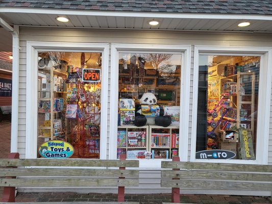 TIDEPOOL TOYS & GAMES - Updated April 2026 - 129 Rehoboth Ave, Rehoboth ...