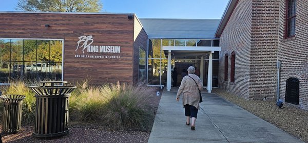 BB KING MUSEUM AND DELTA INTERPRETIVE CENTER - Updated October 2025 ...
