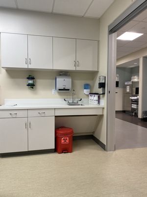 MERCY EMERGENCY ROOM - Updated December 2025 - 4600 Mercy ln ...