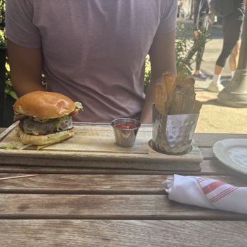 THE DANDELION - Updated December 2024 - 3244 Photos & 2998 Reviews ...