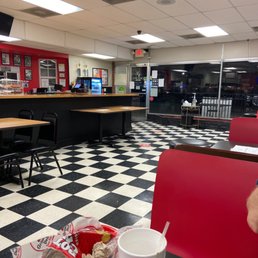 GROUCHO’S DELI - Updated July 2025 - 53 Photos & 52 Reviews - 1725A ...