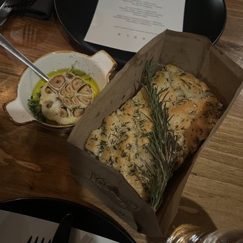 TABLE - Updated May 2024 - 293 Photos & 189 Reviews - 445 Hanover St ...