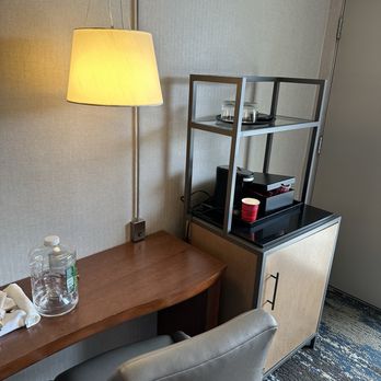 BOSTON MARRIOTT NEWTON - Updated January 2026 - 132 Photos & 161 ...